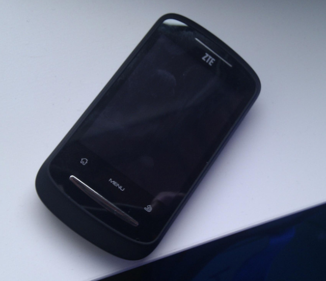 Prise en main rapide du ZTE Link sous Android et disponibilité chez ...